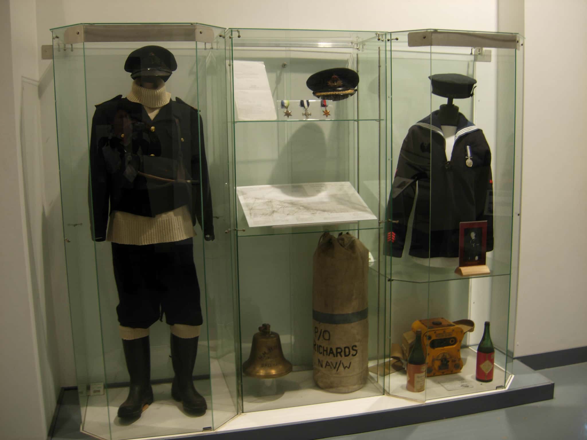 Museo Real de las Fuerzas Armadas e Historia Militar de Bruselas ...